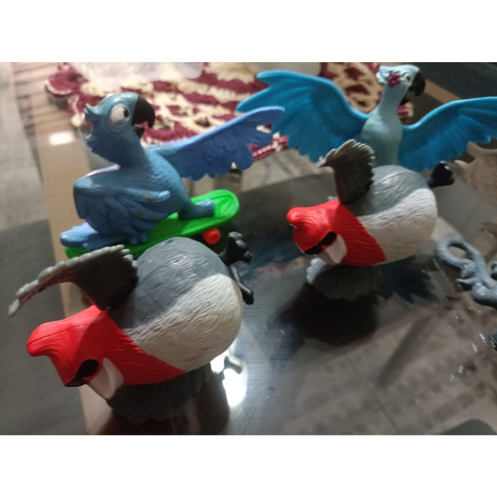 Kit Bonecos Rio - Filme Rio - McDonalds McLanche Feliz | Shopee Brasil