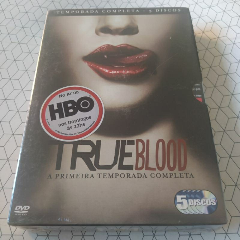 Box original lacrado True blood 1ª primeira temporada | Shopee Brasil