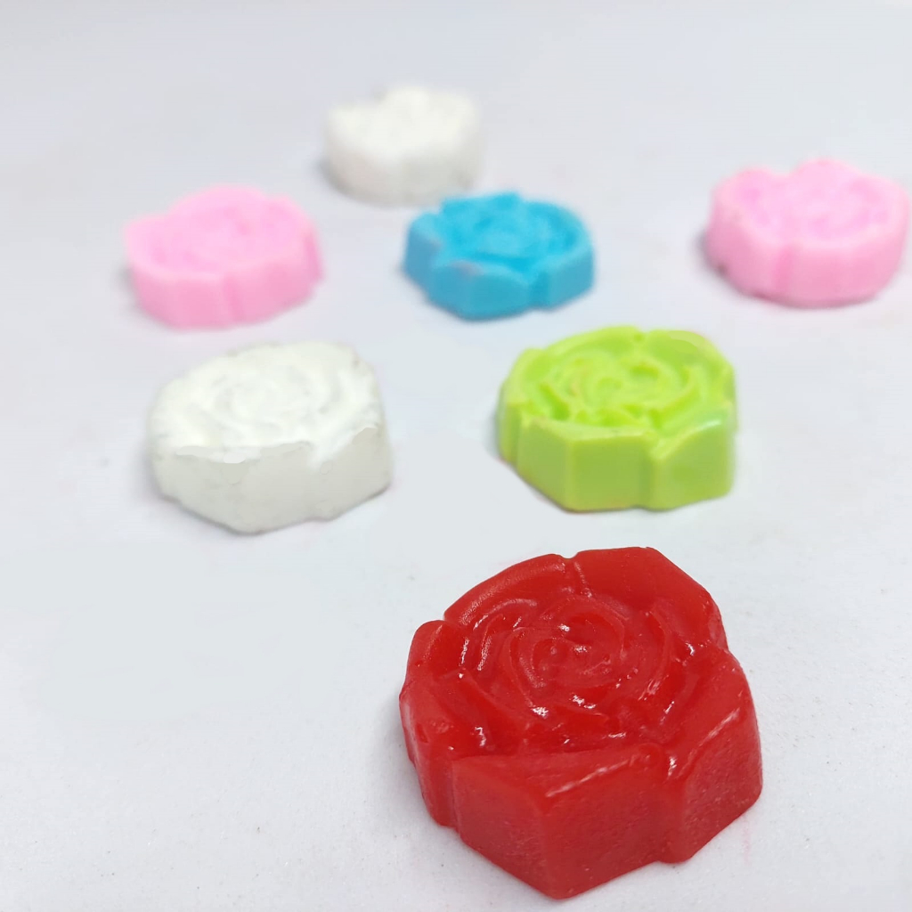 50 Mini Sabonetes Flores Rosas - Escolha cor e Aroma - Lembrancinha ...