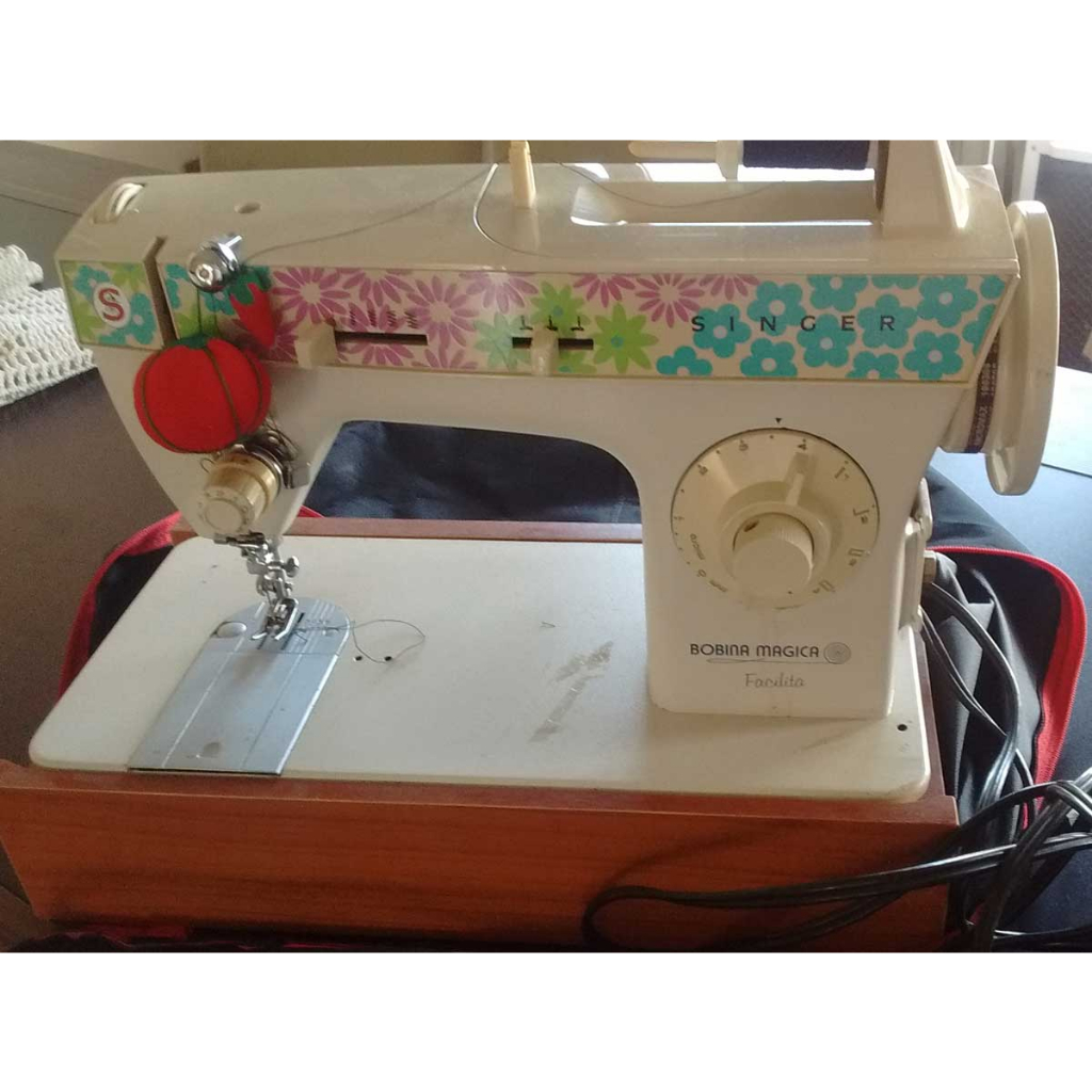 Máquina de costura Singer Facilita Bobina Mágica | Shopee Brasil