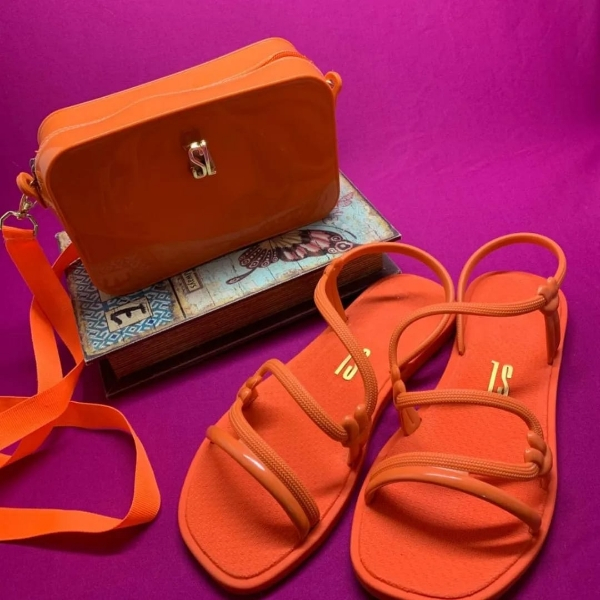 KIT PAPETI SANTA LOLLA | Shopee Brasil