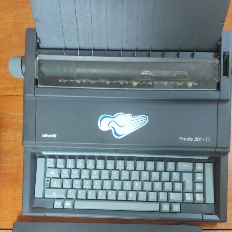 Maquina De Escrever Eletronica Olivetti Praxis 201. - II | Shopee Brasil
