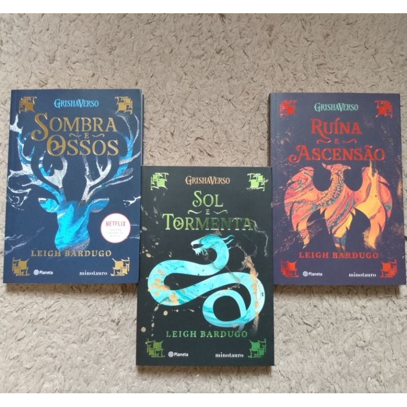 Trilogia Sombra e Ossos - Grisha Verso (Leigh Bardugo) | Shopee Brasil