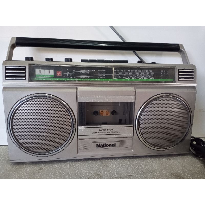Rádio National boombox | Shopee Brasil