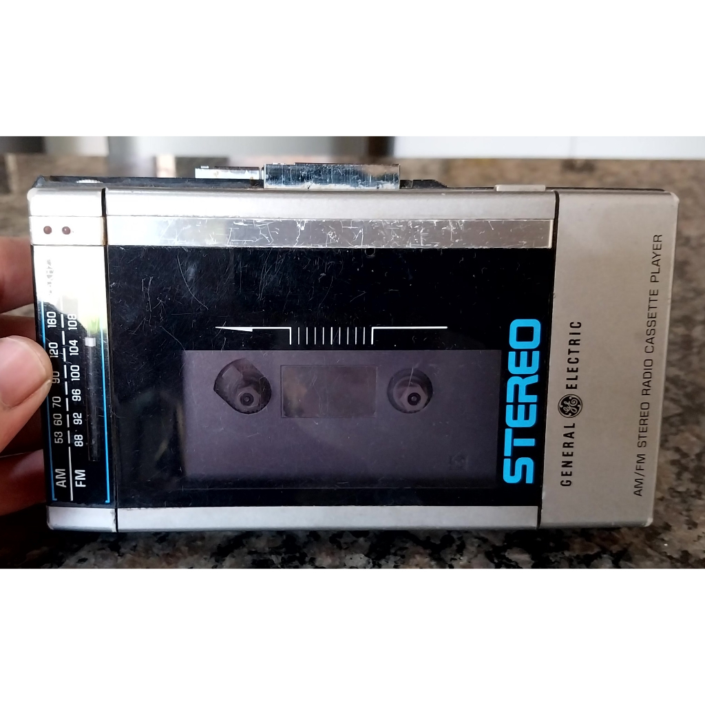 Walkman GE Antigo dos anos 80 com 4 fitas K7 originais da época ...