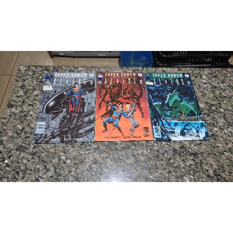Super-Homem Versus Aliens - Coleção Completa - Gibi | Shopee Brasil