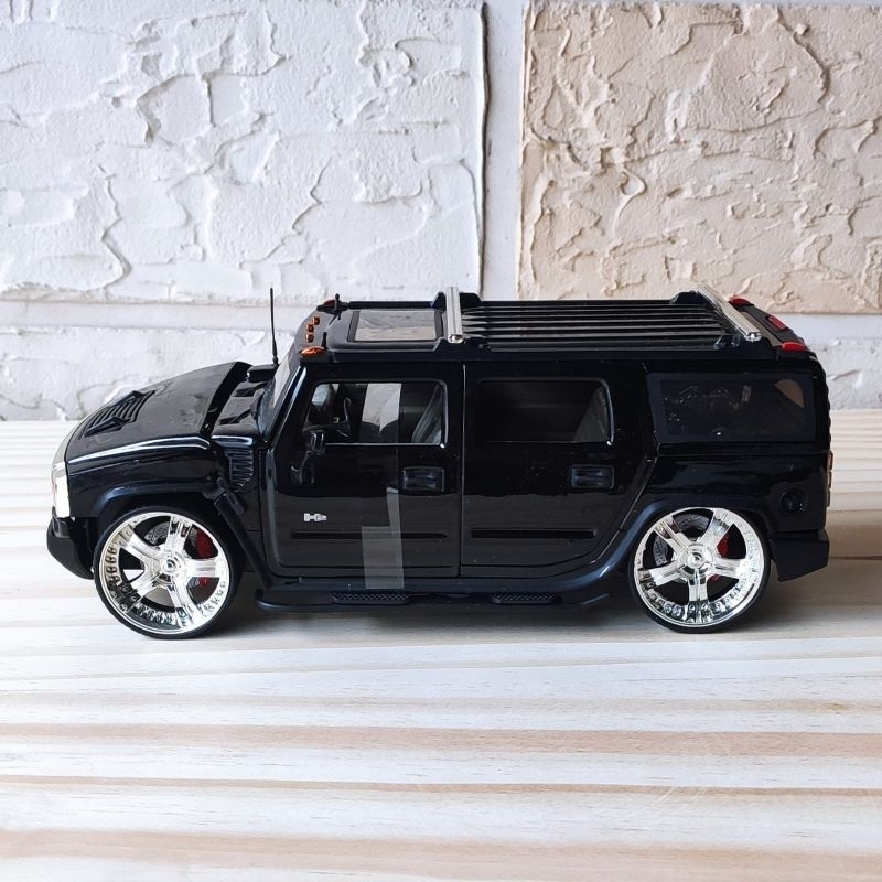 Miniatura De Hummer H2 Preto Bigtime Kustoms 1:24 Jada Toys | Shopee Brasil