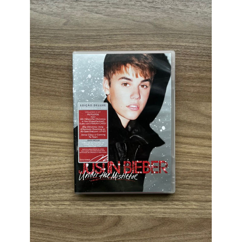 DVD + CD Justin Bieber - Under The Mistletoe (Deluxe) | Shopee Brasil