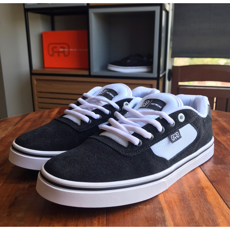 TÊNIS HOCKS - Flat lite | Shopee Brasil