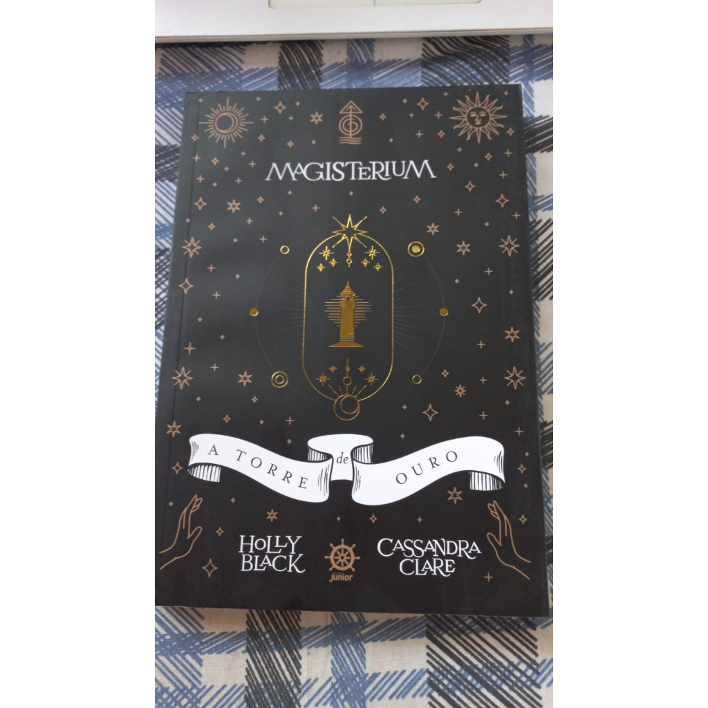 Magisterium: A torre de ouro (Vol. 5) capa do Box - Cassandra Clare ...