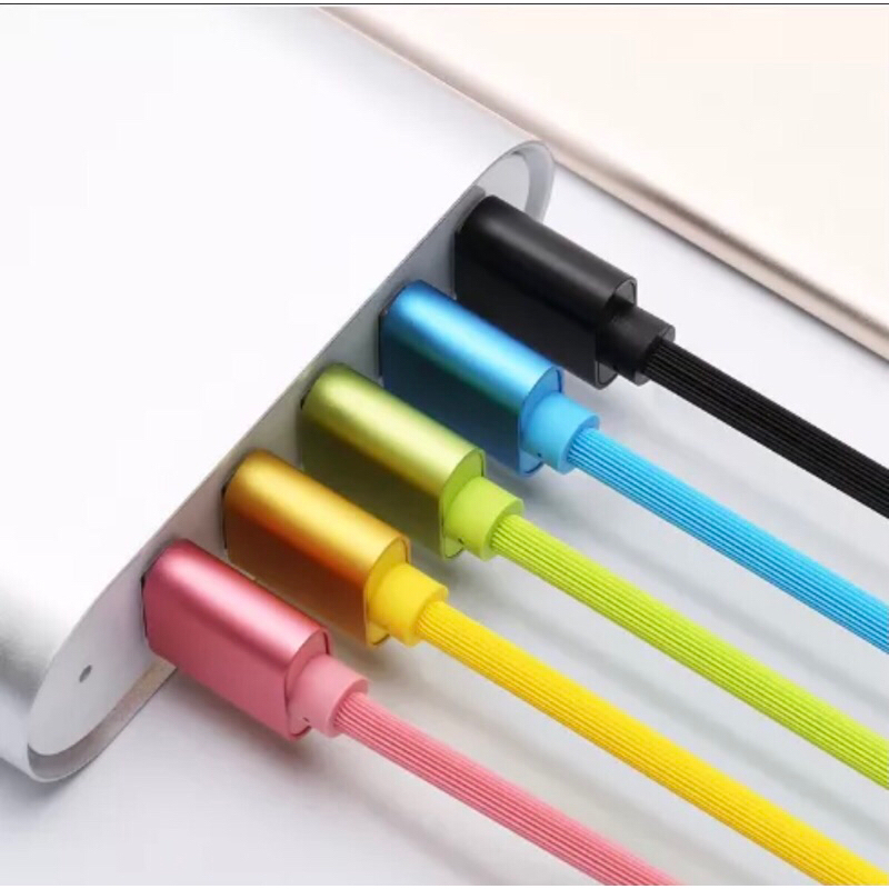 Cabo USB com entrada IPhone | Shopee Brasil