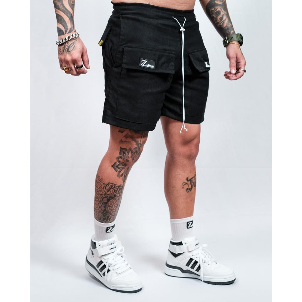 Bermuda Cargo preta Zoltem | Shopee Brasil
