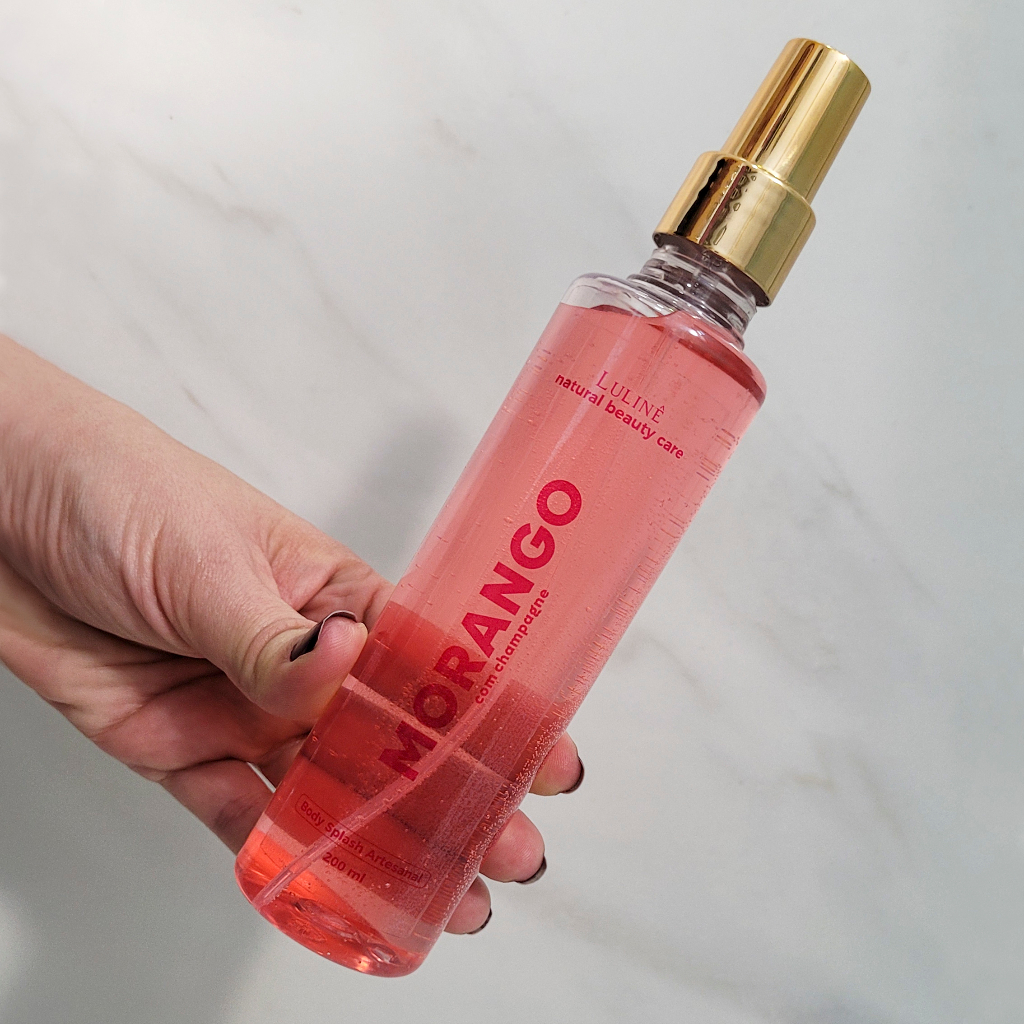 Body Splash Morango Perfume Corporal Excelente Fixação 220ml | Shopee ...