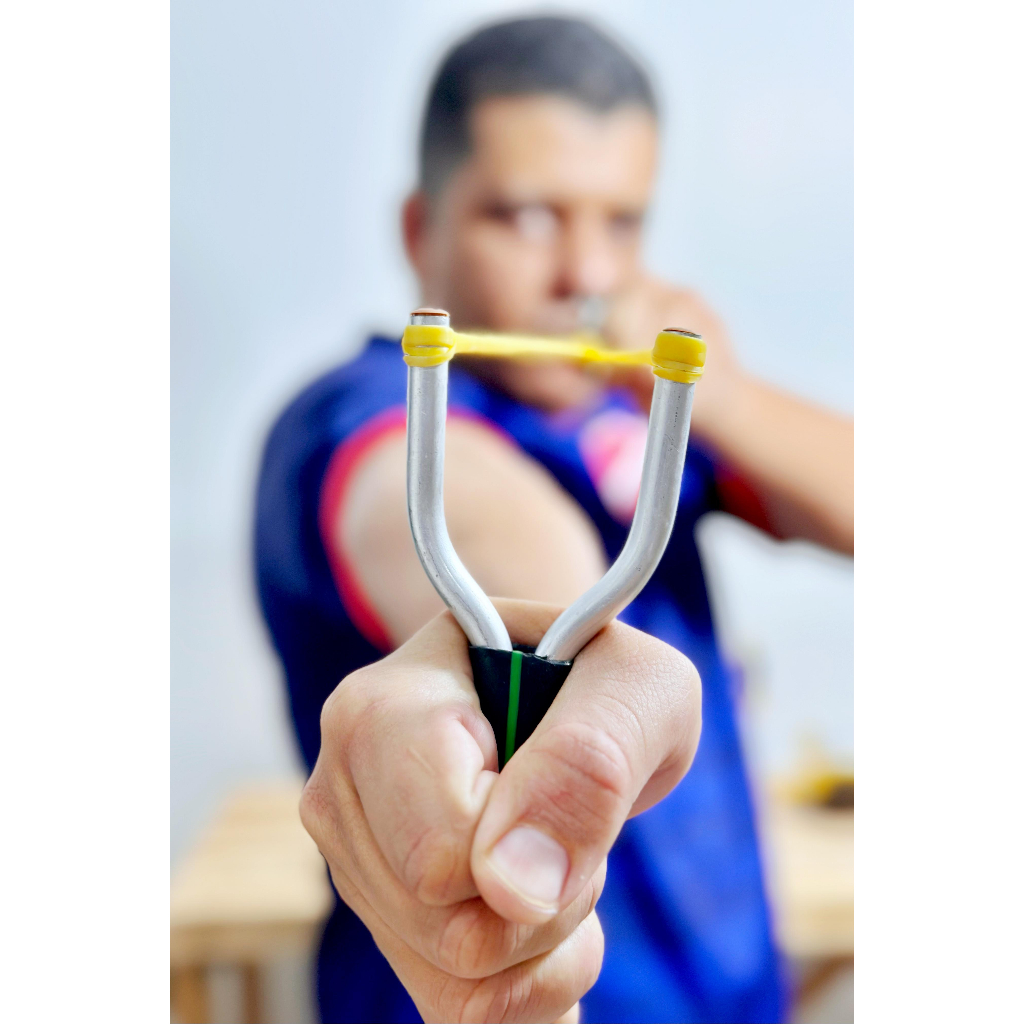 Estilingue Cabo De Alumínio Reforçado Borracha Tradicional | Shopee Brasil