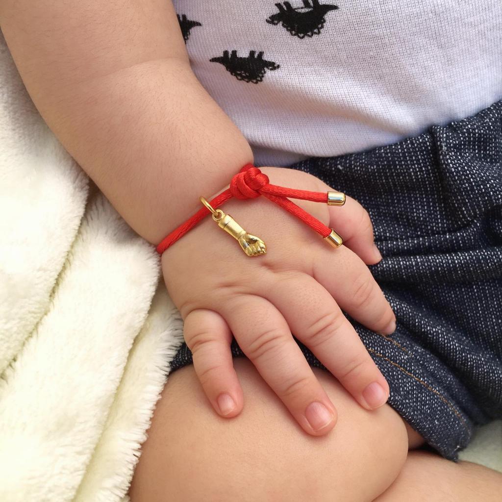 Pulseira Vermelha Proteção Bebê Cetim Figa Banhada à Ouro 18k ...