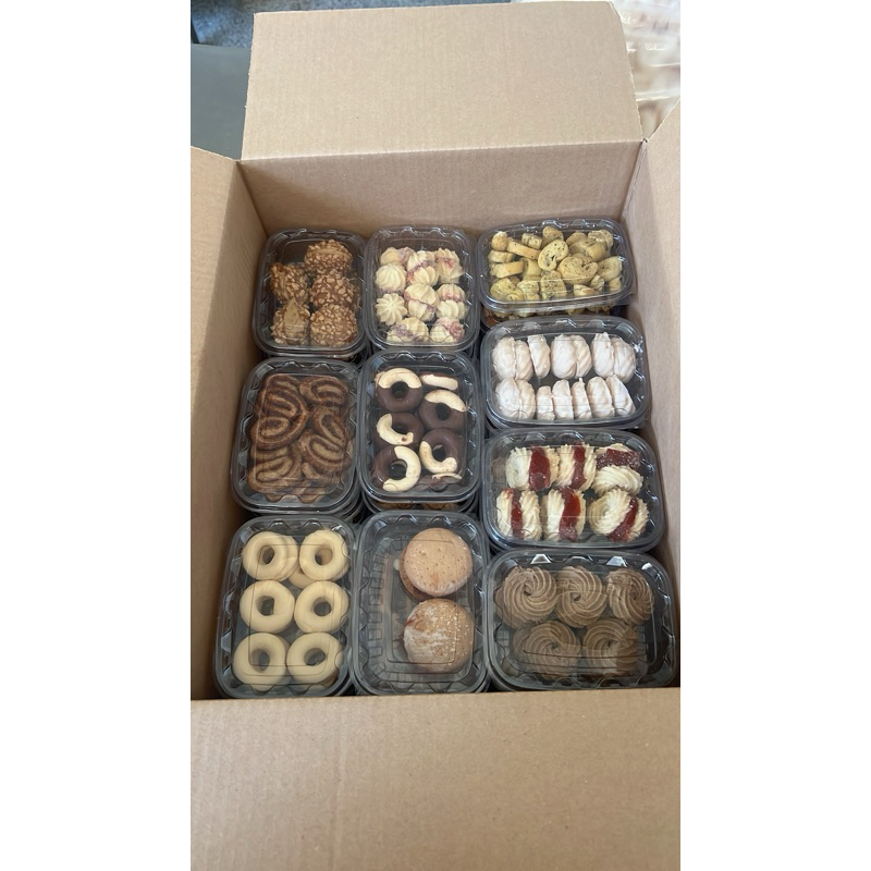 Biscoito Amanteigado sortidos caixa com 32 potes | Shopee Brasil