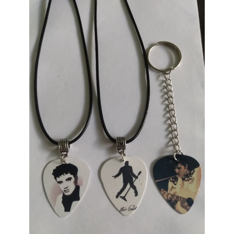 kit Elvis Presley exclusivo. 2 colares + 1 chaveiro condição especial ...