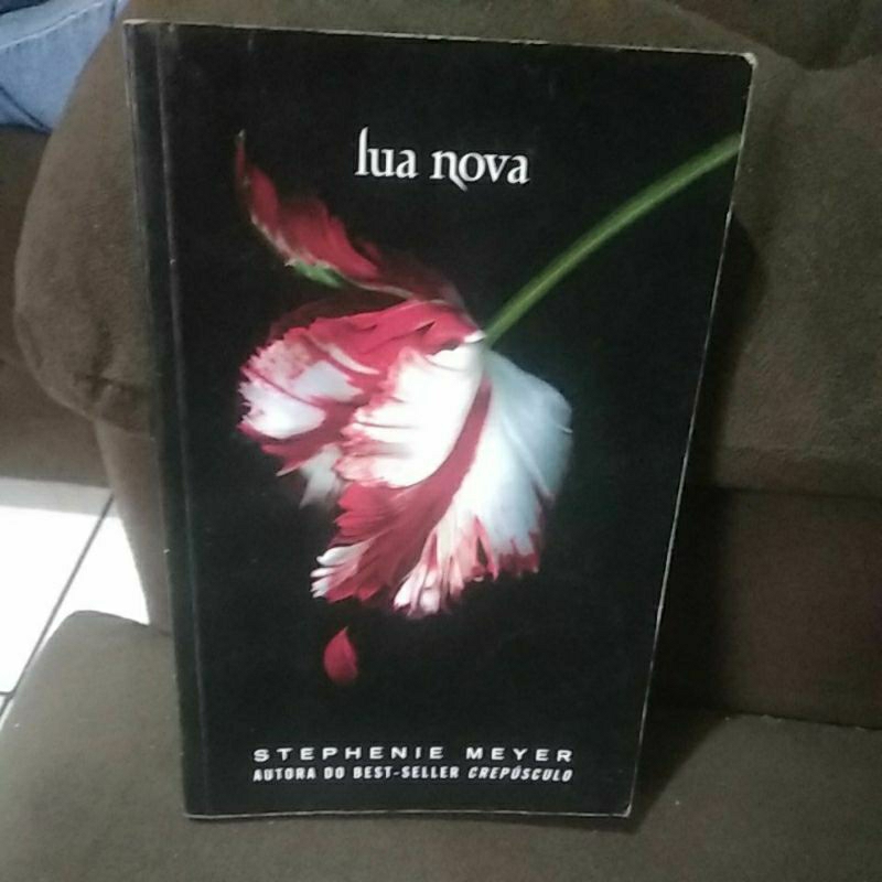 Lua Nova - Stephanie Meyer | Shopee Brasil