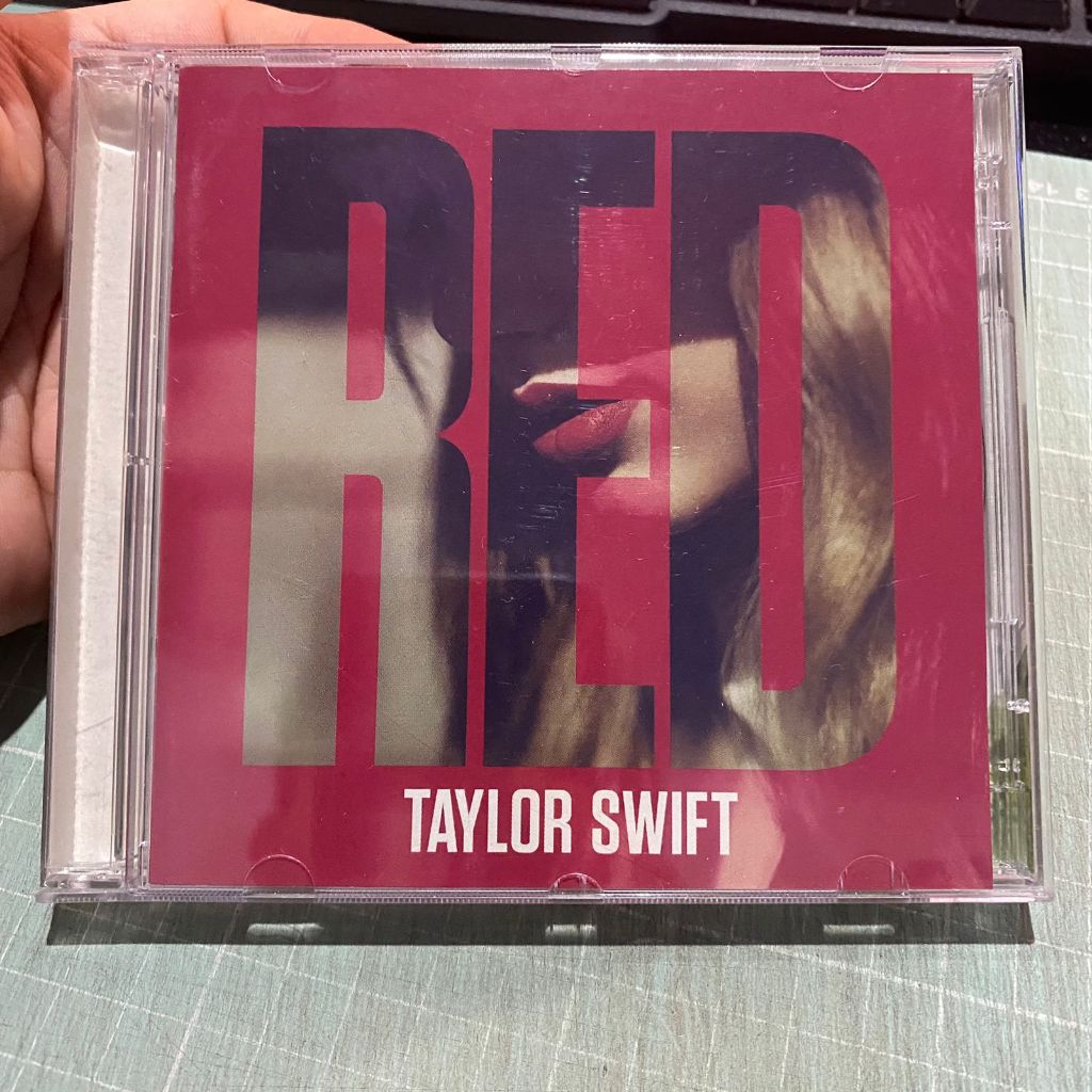 CD Taylor Swift - RED Deluxe Edition (Duplo) | Shopee Brasil