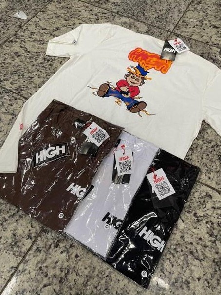 CAMISETA - H!GH HC HYPNOTIZED BOY PLAYING | Shopee Brasil