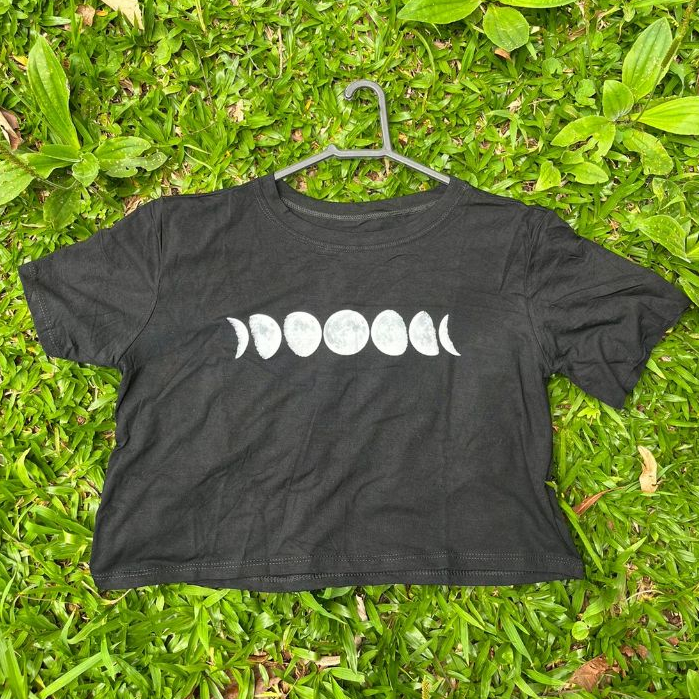 Camiseta T-shirt Feminina Lua Fases Cropped Moda Aesthetic Top | Shopee Brasil
