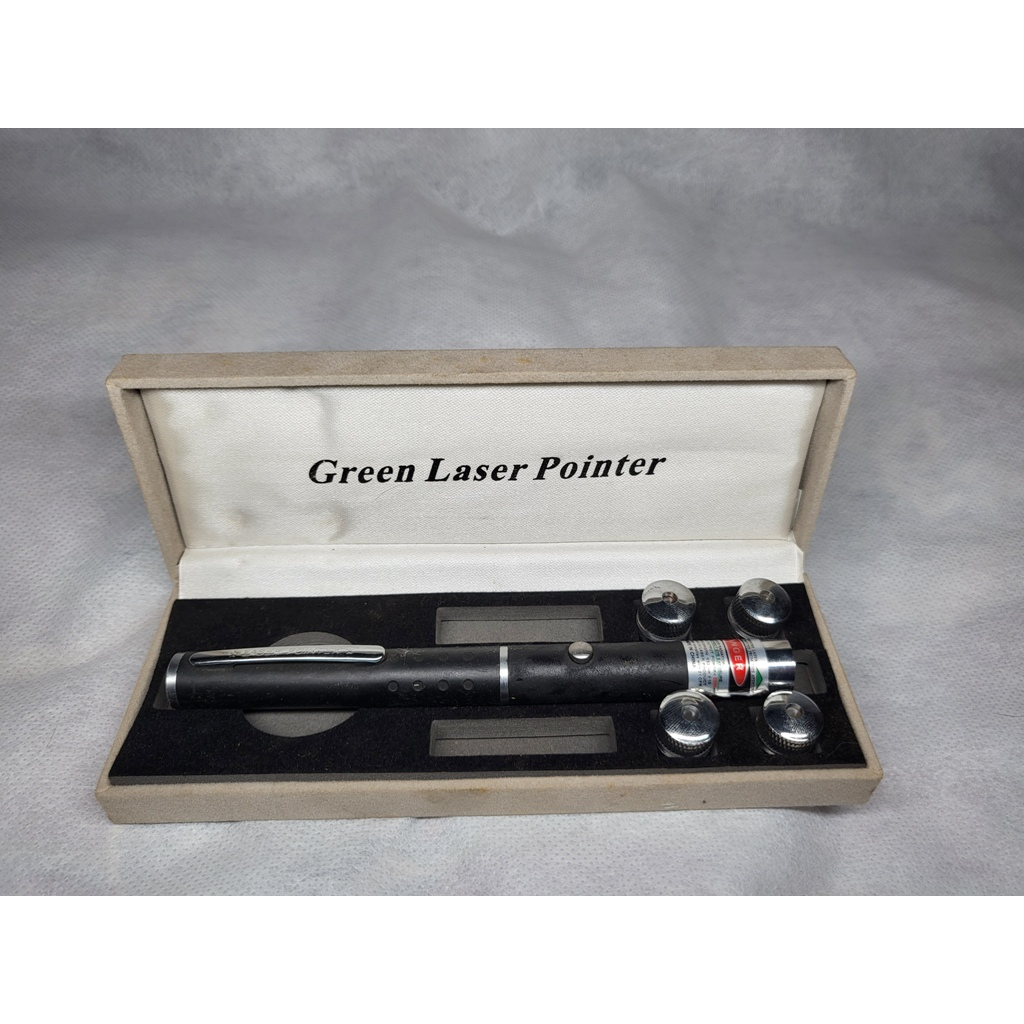 Caneta Laser Pointer Lanterna Verde Green 500mw Até 7km | Shopee Brasil
