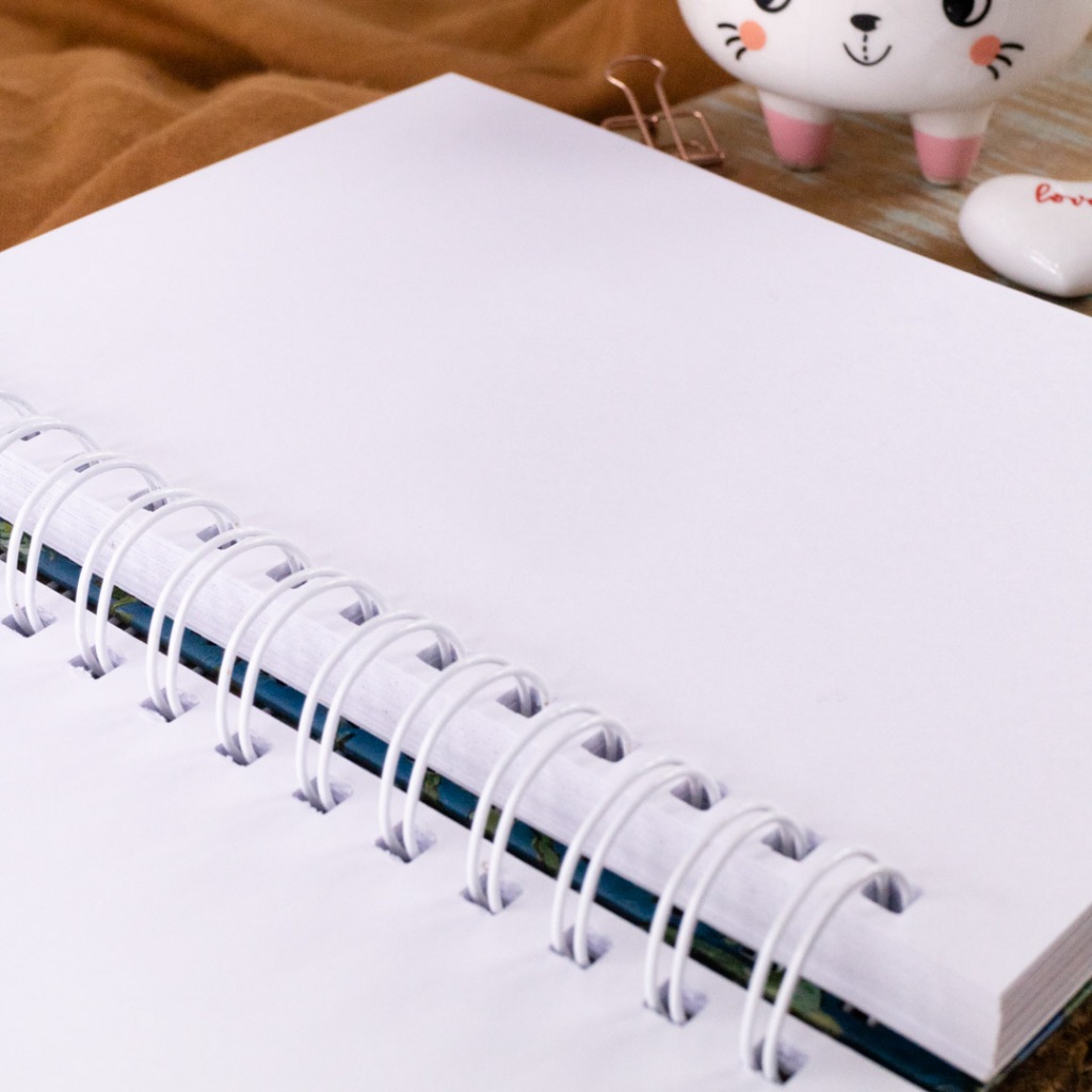 Caderno Sketchbook para Desenho e Aquarela 90g, 180g ou 240g - Preto Liso | Shopee Brasil