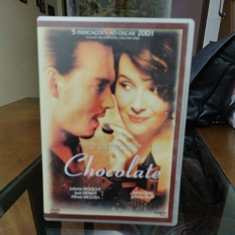 Dvd Chocolate - Johnny Depp - ORIGINAL. | Shopee Brasil