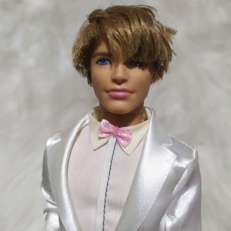 Boneco 2010 Ken Noivo - Dream Team (Completo, tag. Barbie) | Shopee Brasil