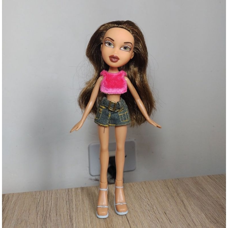 Boneca Bratz Yasmin MGA Entertainment tipo Barbie My Scene | Shopee Brasil