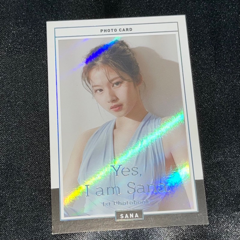 Photocard Holográfico TWICE Yes I Am Sana Photobook Oficial | Shopee Brasil