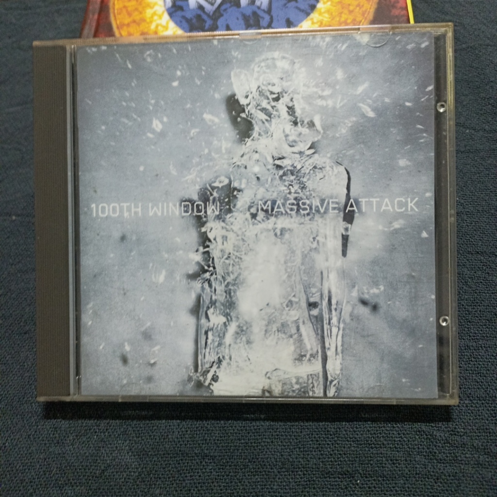 Cd Pop Internacional Massive Attack - 100th Window - Edição Nacional ...
