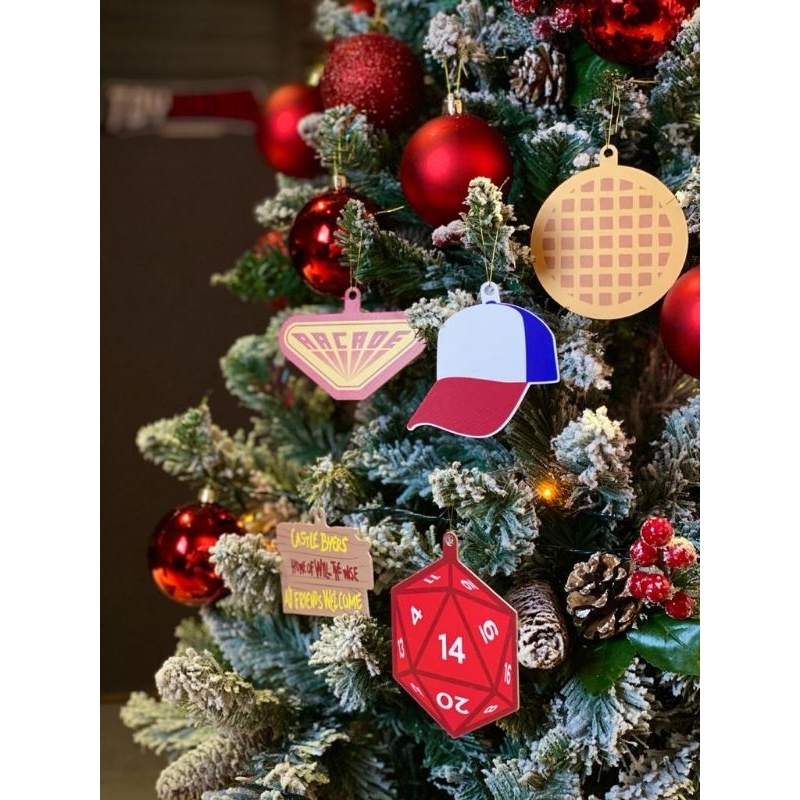 Kit Com 5 Enfeites Árvore de Natal Geek Stranger Things | Shopee Brasil