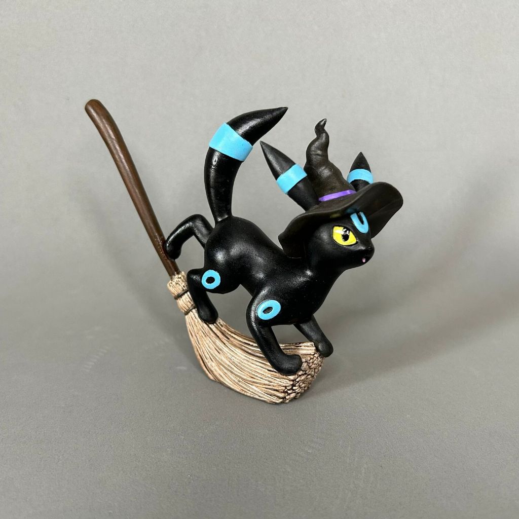 Action Figure - Pokemon Umbreon Shiny Especial Halloween | Shopee Brasil