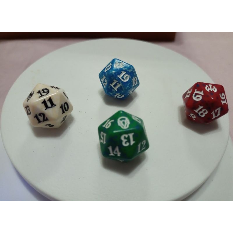 Dado de 20 lados (D20) Magic | Shopee Brasil
