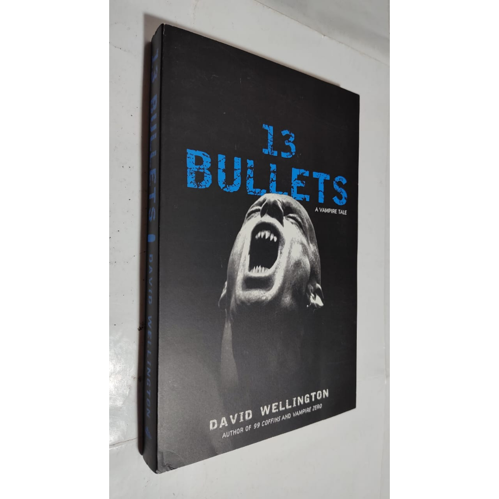 LIVRO - 13 Bullets - a Vampire Tale - David Wellington | Shopee Brasil