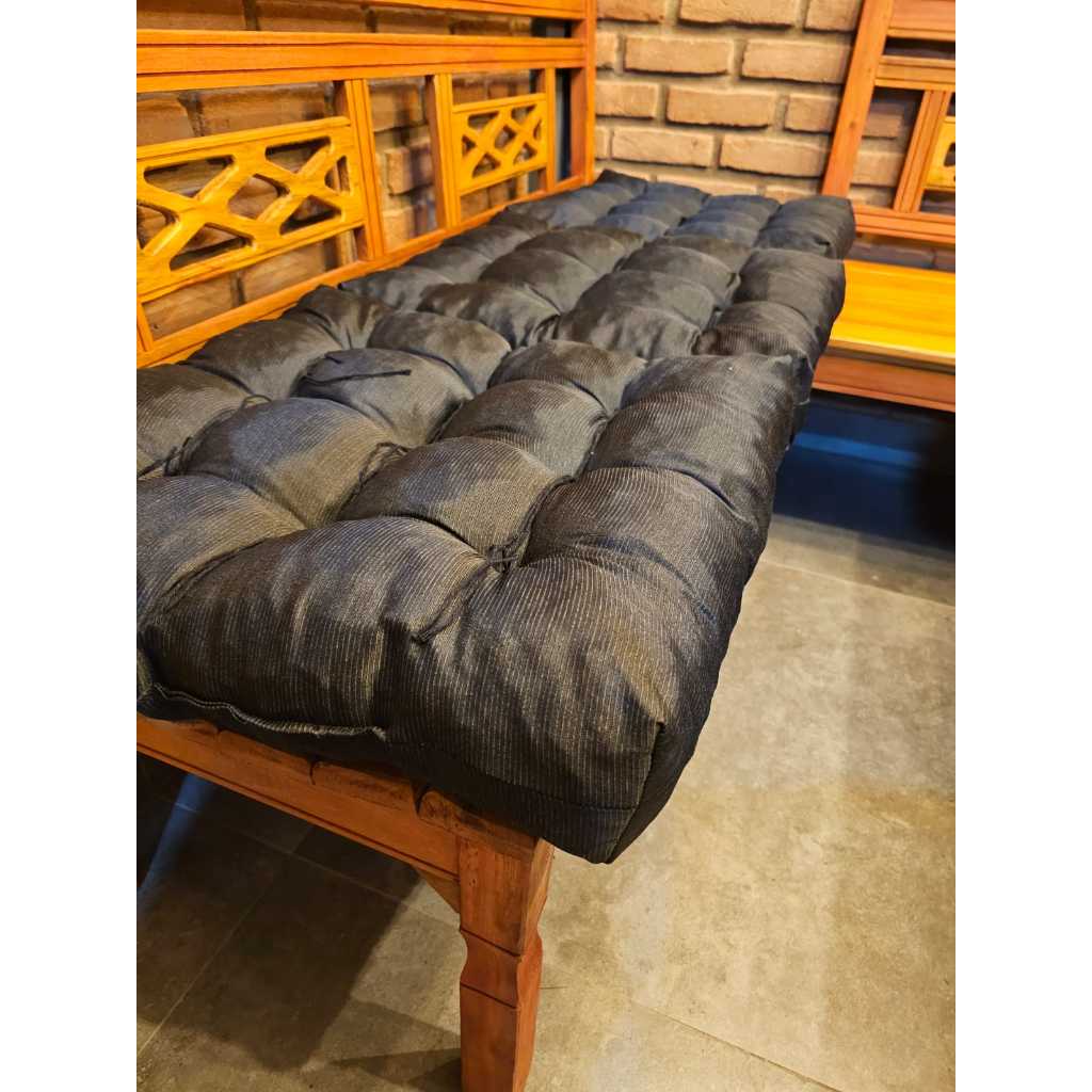 Kit Com 2 Almofadas Futon 50X55X10 Grande Banco De Madeira Sofa Cama ...