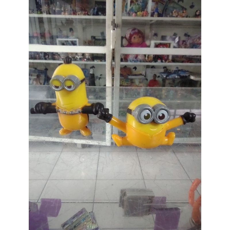 Bonecos Minions 2 unidades ( Envio Imediato) | Shopee Brasil