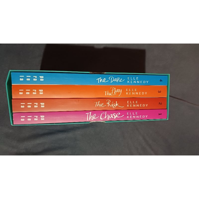 Box Briar U 4 livros | Shopee Brasil