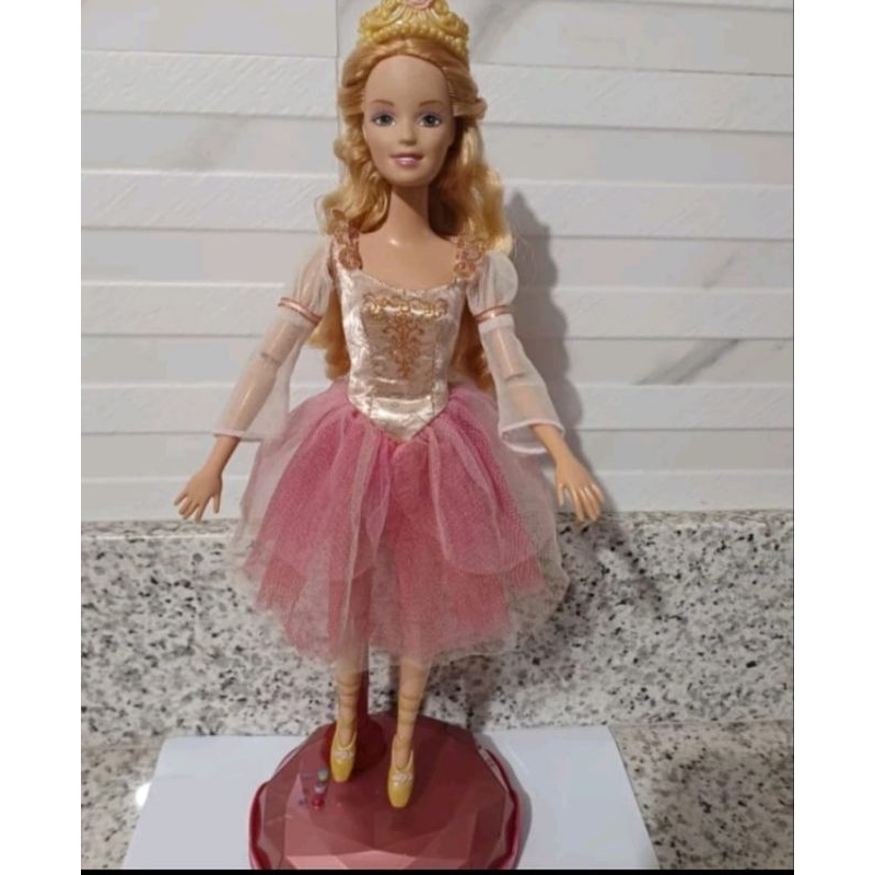 Boneca Barbie Genevieve Interativa | Shopee Brasil