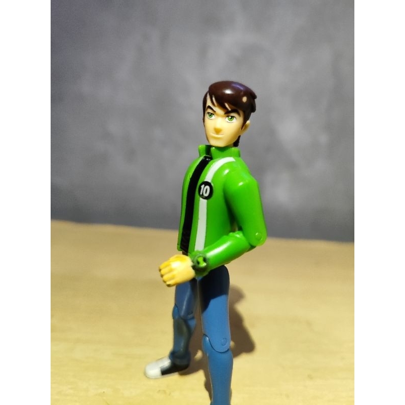 Boneco Ben 10 Ben Tennyson Alien Force Bandai - Escorrega o Preço