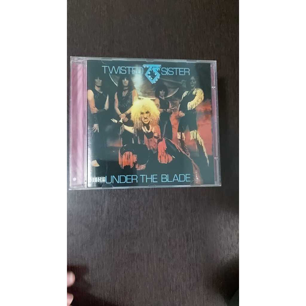 cd twisted sister under the blade | Shopee Brasil