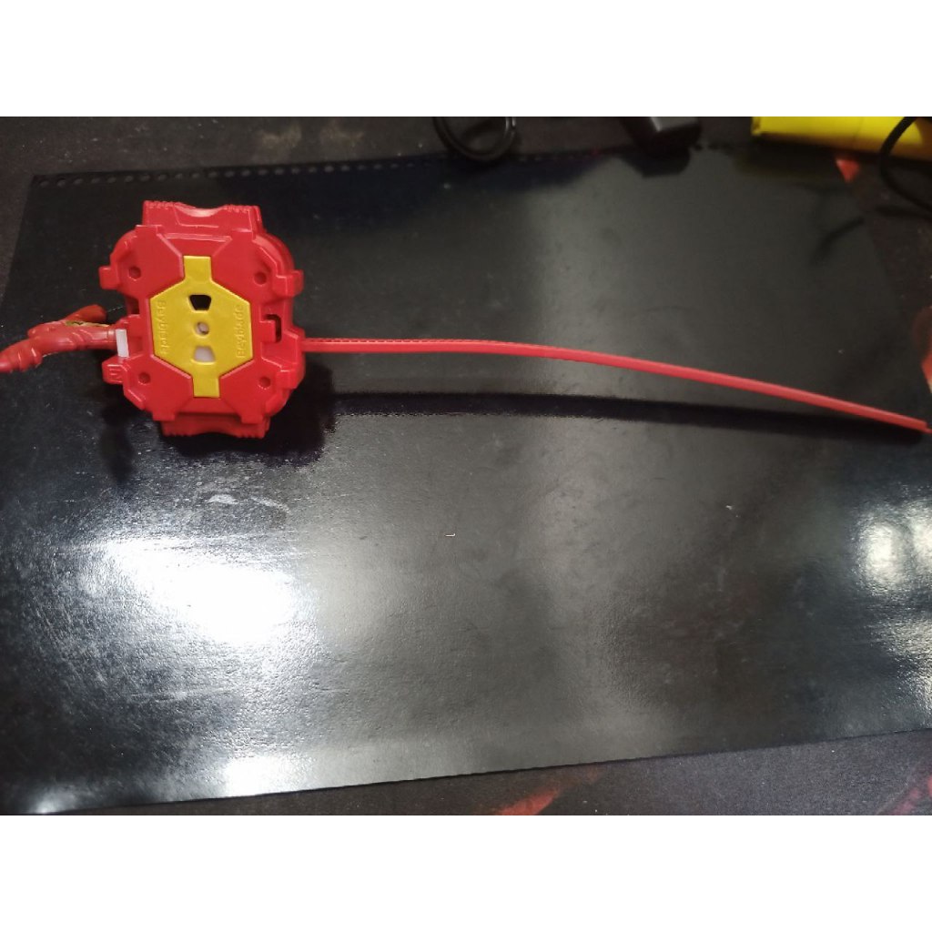 Beyblade burst Takara Tomy Lançador phoenix / Phoenix Launcher | Shopee ...