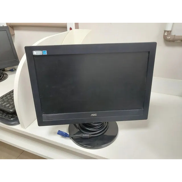 Monitor AOC 15 polegadas perfeito funcionamento | Shopee Brasil