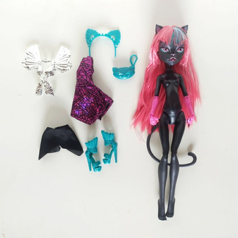Boneca Monster High Boo York Catty Noir Completa | Shopee Brasil