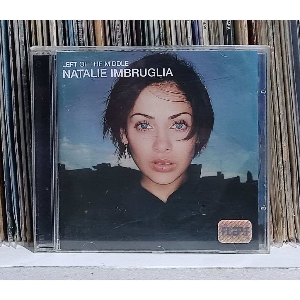 CD NATALIE IMBRUGLIA- LEFT OF THE MIDDLE- 1997- ORIGINAL | Shopee Brasil