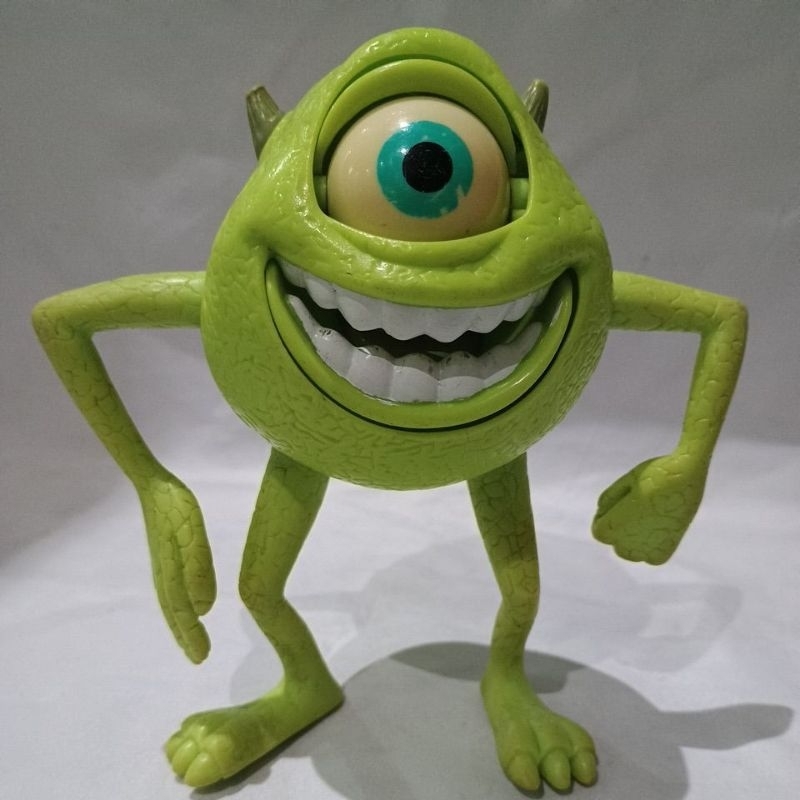 BONECO MONSTROS S.A ( Mike Wazowski ) | Shopee Brasil
