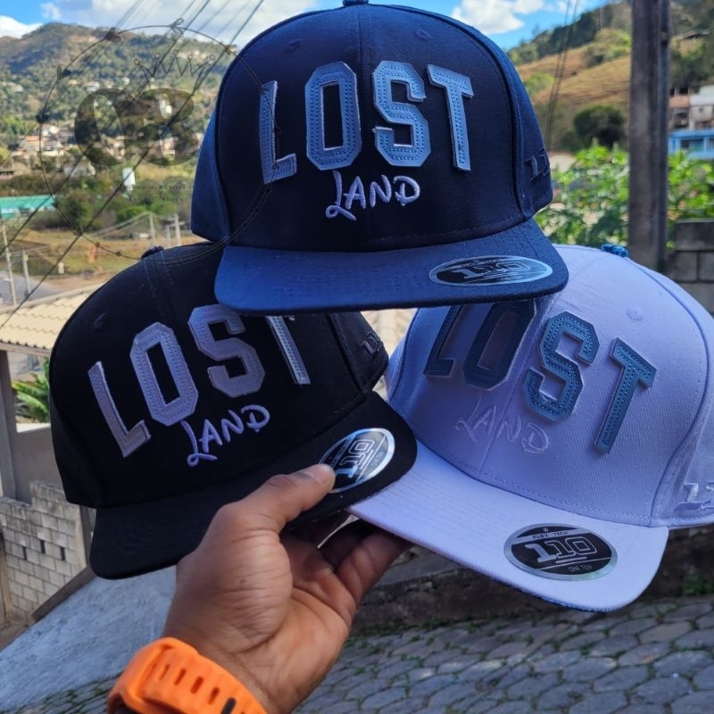 Boné Lost Land aba reta bone da lost Land MASCULINO lançamento 2024 ...