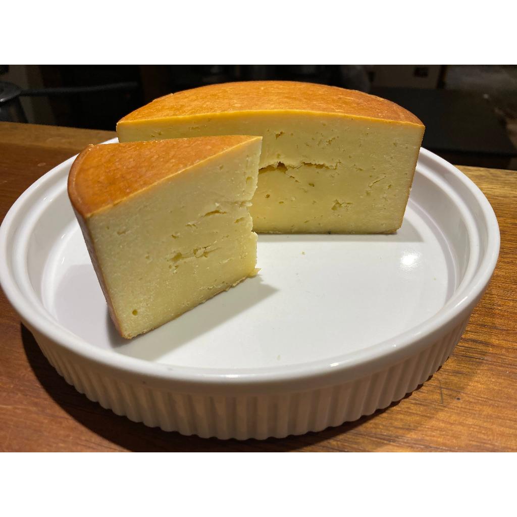 Queijo Artesanal Defumado Alagoa Golden Meia Lua 450gr | Shopee Brasil