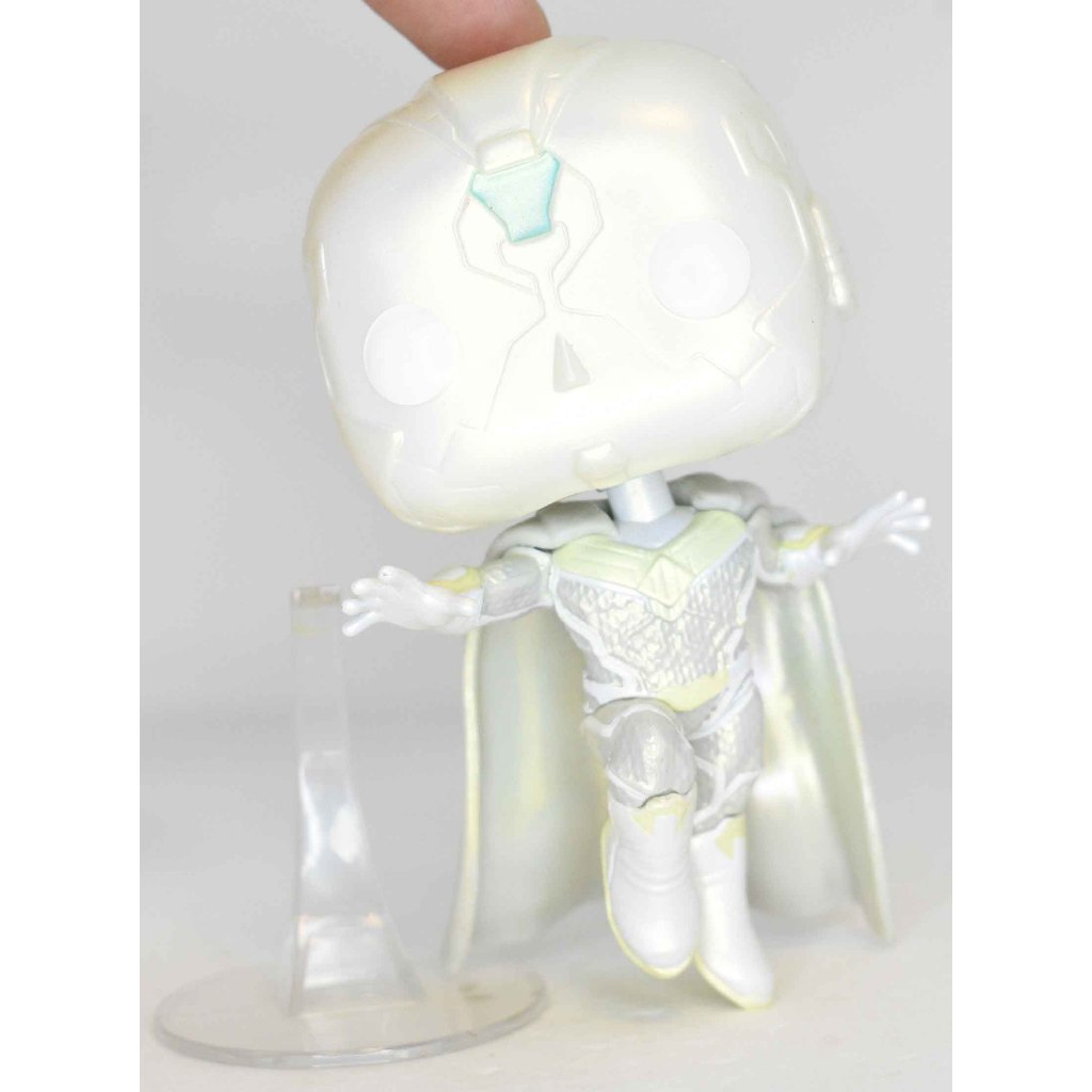 FUNKO Pop White Vision [com detalhes] Marvel Avengers 824 | Shopee Brasil